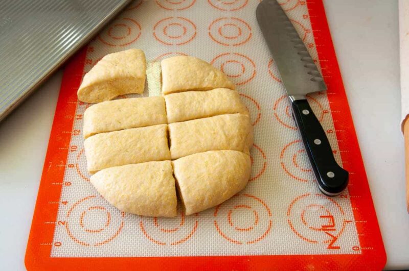 Soft Yeast Cornbread Rolls (Bread Machine Recipe)