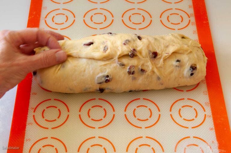 Bread Machine Dried Fruit Bread: Soft and Packed with Flavor